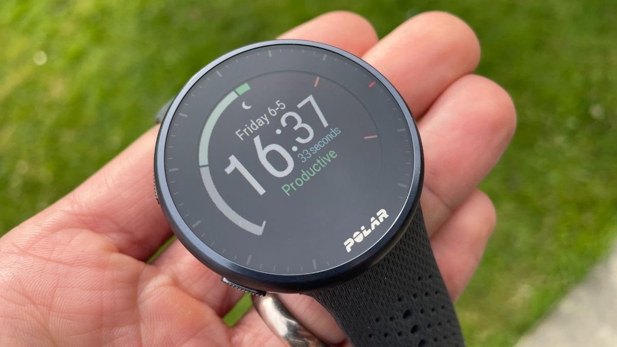 Best Polar Watch 2023 | Coach - Healthify Magazine